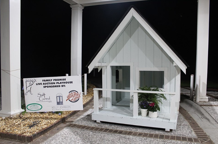 Custom Playhouse Raffle! - Reflections